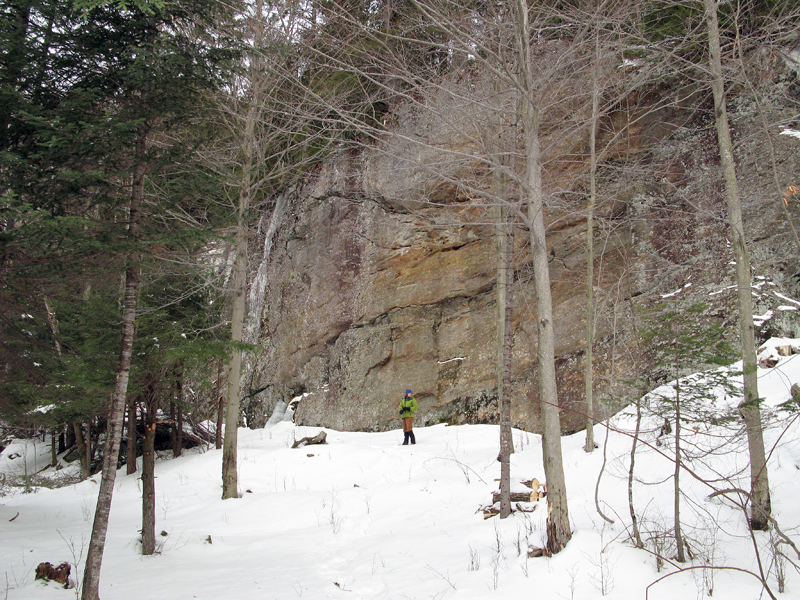 Snowshoe Trails - Natural Stone Bridge & Caves